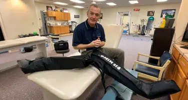 3 Treatments for Foot Swelling After Total Knee Replacement Surgery ...